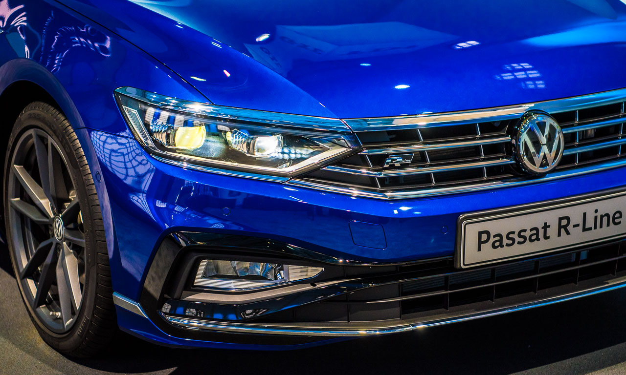 Neuer VW Passat R-Line, GTE, Alltrack (2019): Erste Sitzprobe in den ...