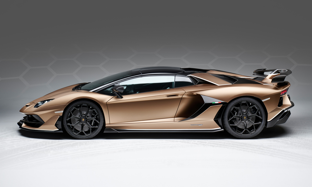 Offen ist im Trend: Lamborghini Aventador SVJ Roadster mit 770 PS ...