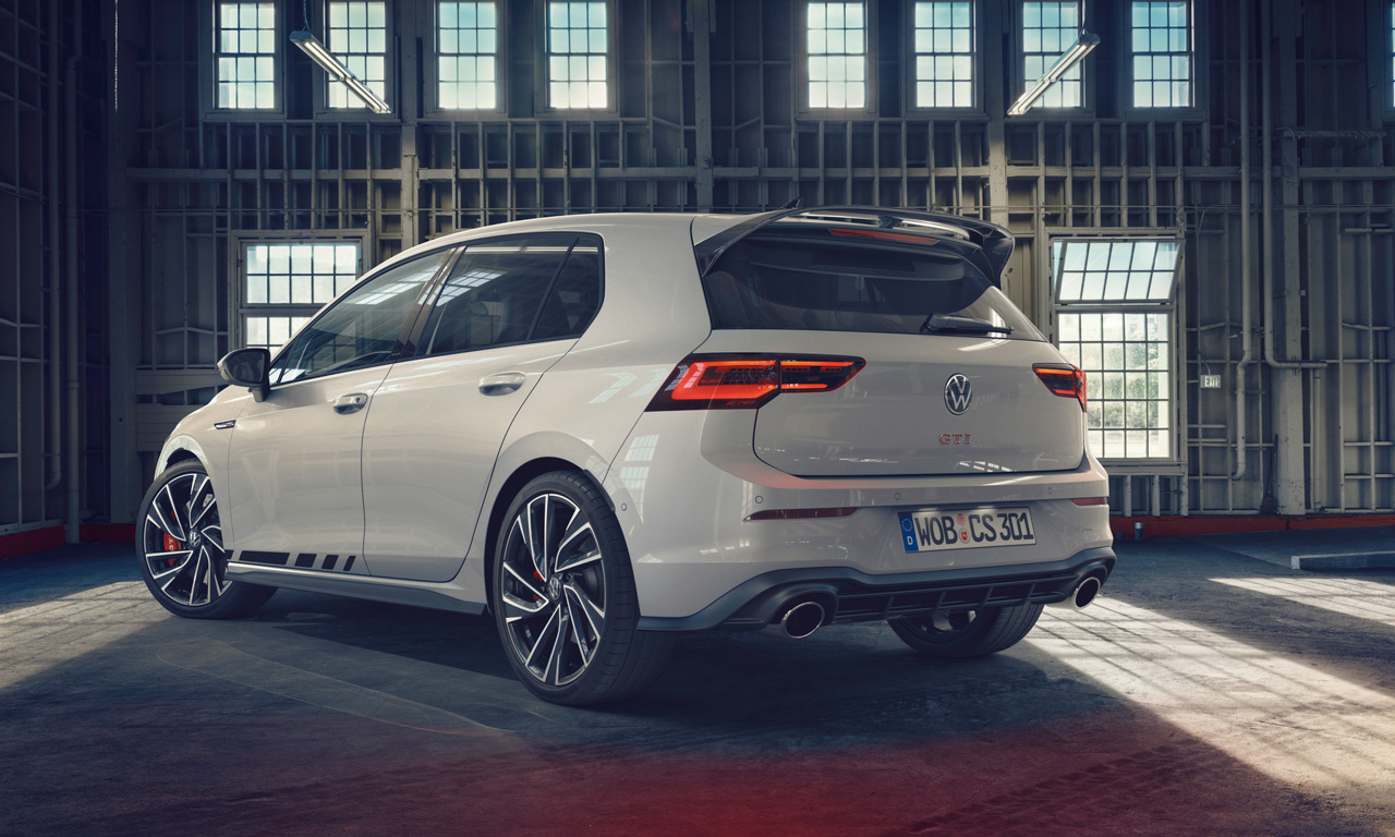 Neuer VW Golf 8 GTI Clubsport mit 300 PS! @ AUTOmativ.de - Das Auto Magazin