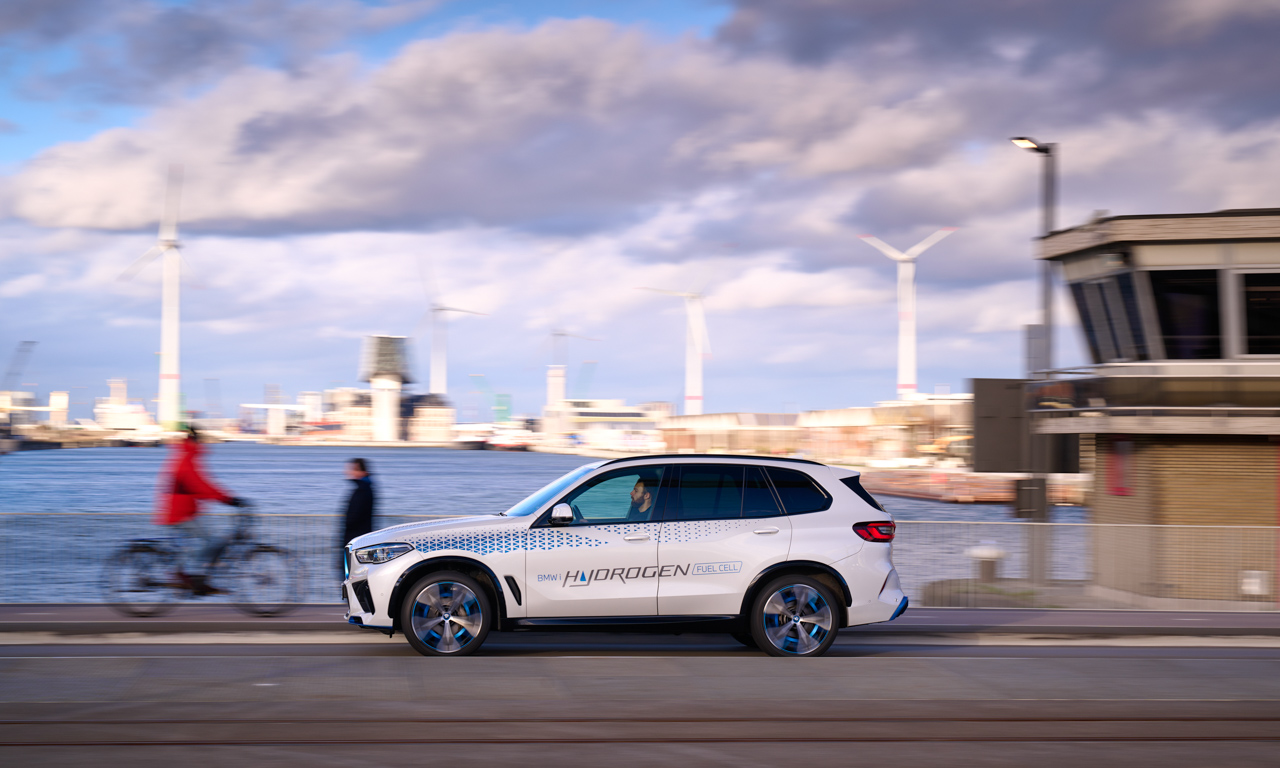 BMW iX5 Hydrogen: Wasserstoff-BMW soll in rund 6 Jahren in Serie gehen ...