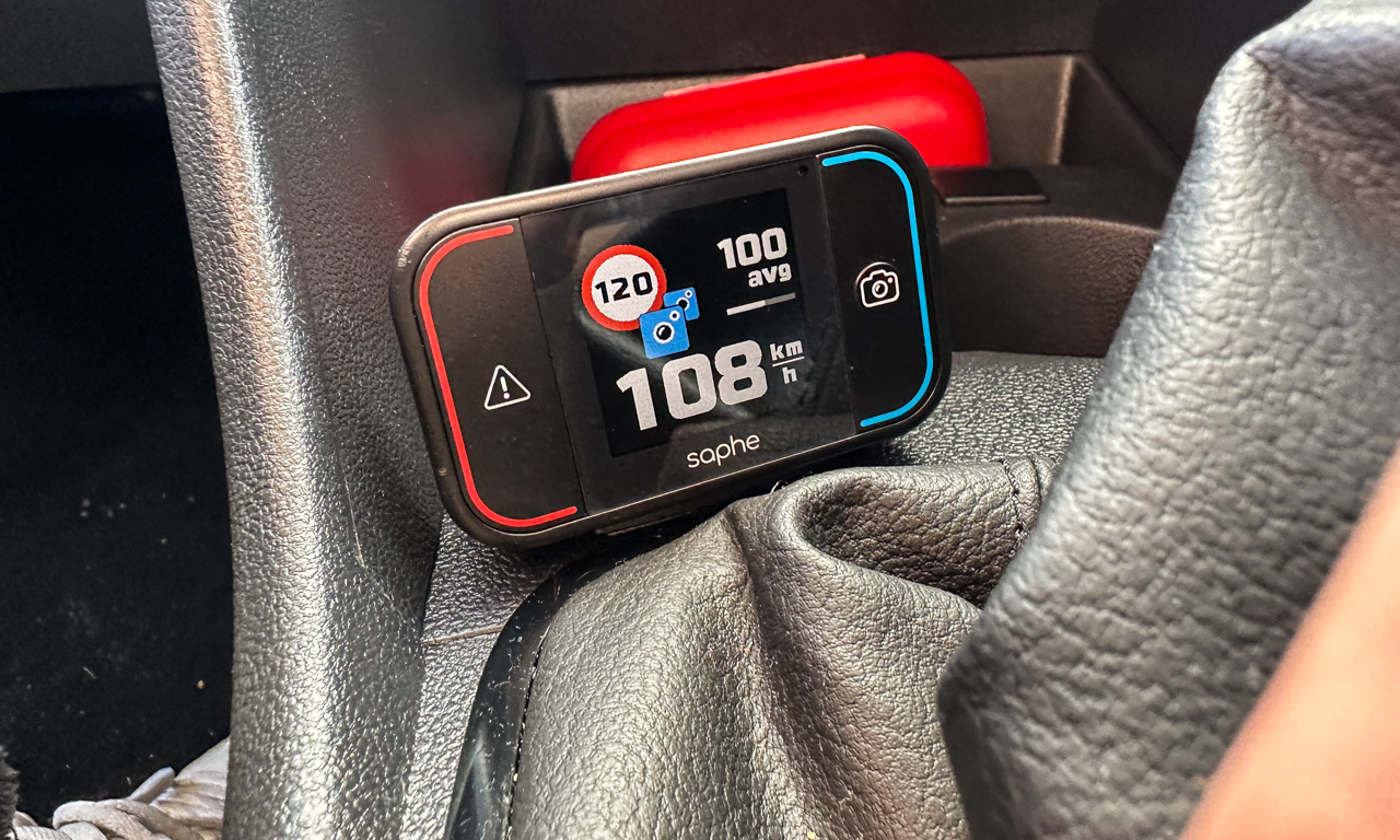 Test des Saphe Drive Pro Verkehrsalarms in Kapstadt, Südafrika ...