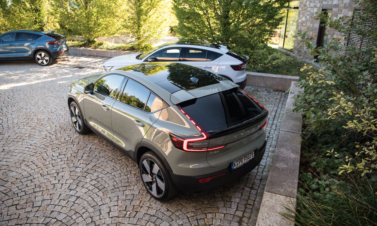 Heckbetont: Volvo C40 Recharge Twin Engine (2024) mit erhöhter ...