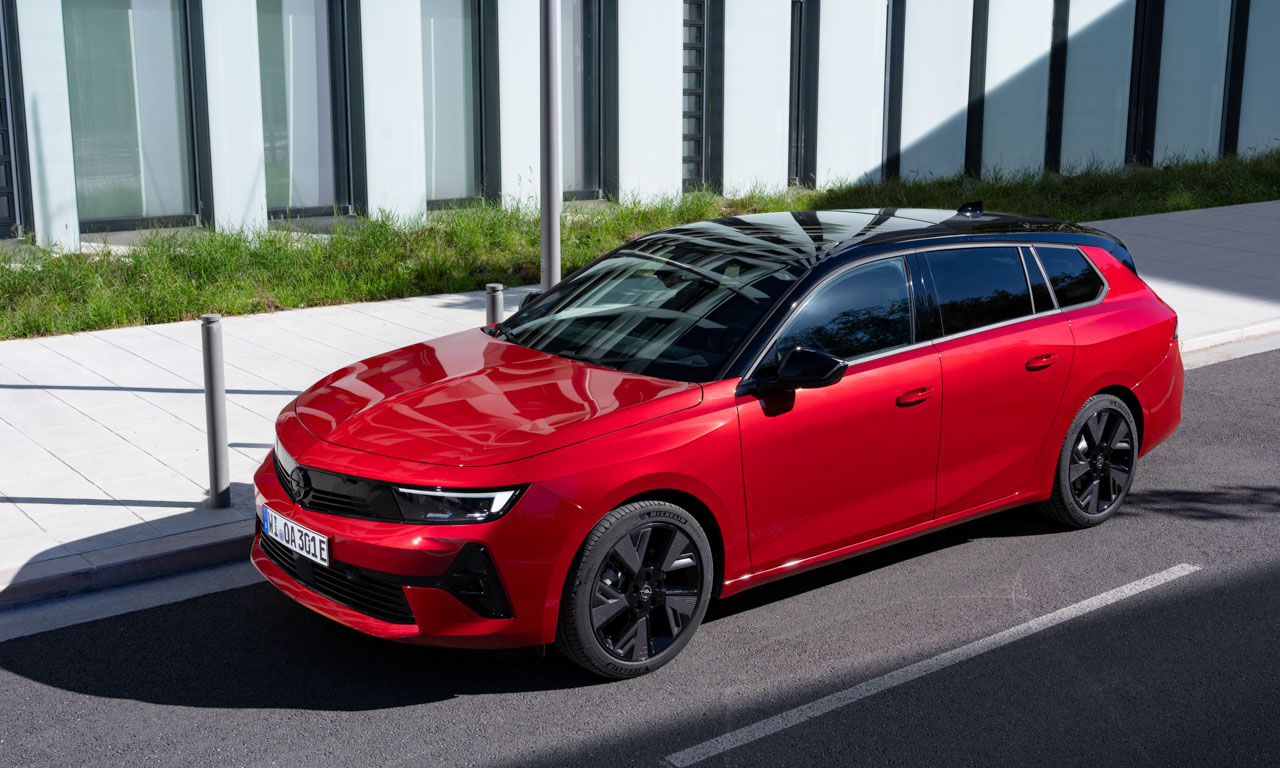 Opel Astra Sports Tourer Electric (2024): Preis, Antrieb, Ausstattung ...