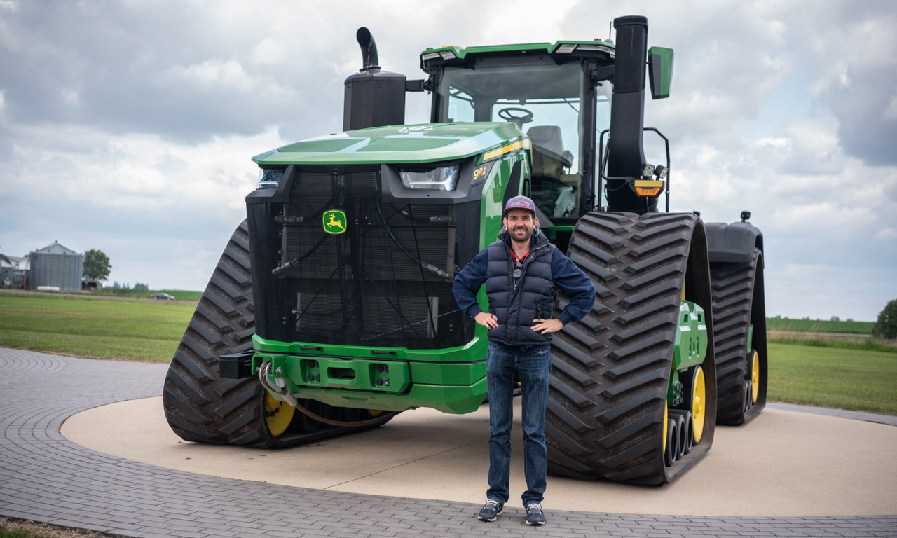 Größter Serientraktor der Welt: John Deere 9RX 830 – Kraft, Präzision ...